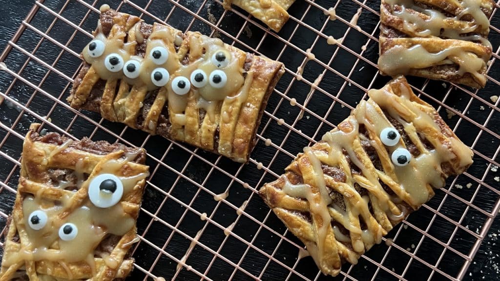 Mummy Cookies – Kristyn Cole